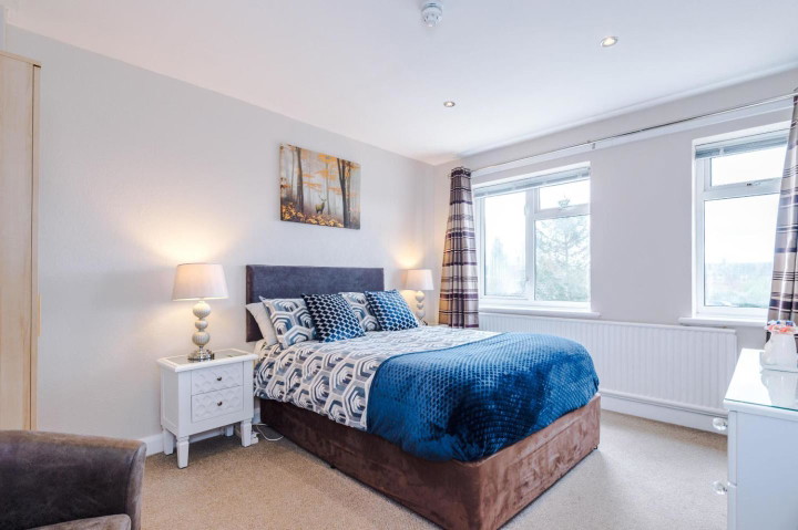 Holcombe Guest House - England