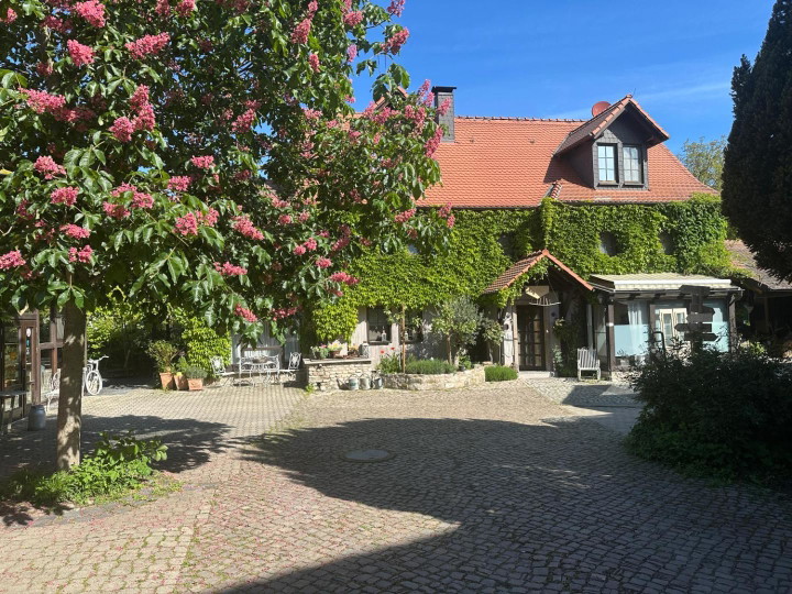 Bio Kastanienhof Erfurt - Hotelpension, Frühstück & Kräuterwellness - Erfurt
