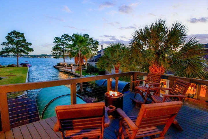 Waterfront Lake Conroe Home W/ Pool Access! - Conroe, TX