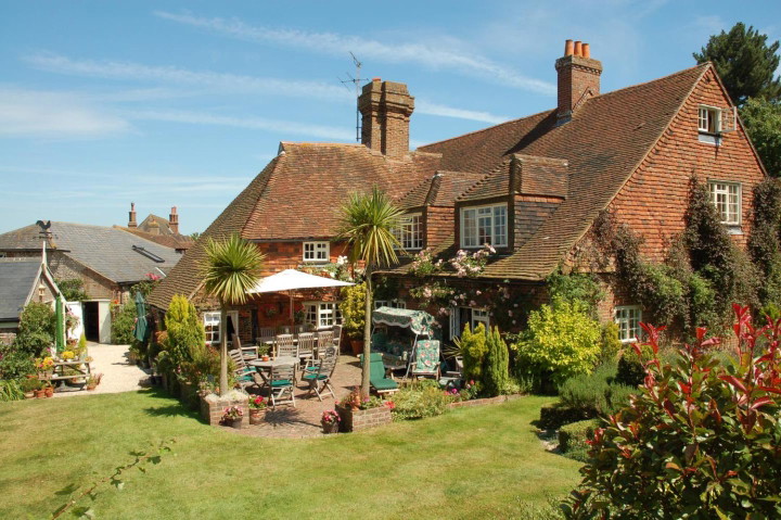 Clayton Wickham Farmhouse - Brighton & Hove