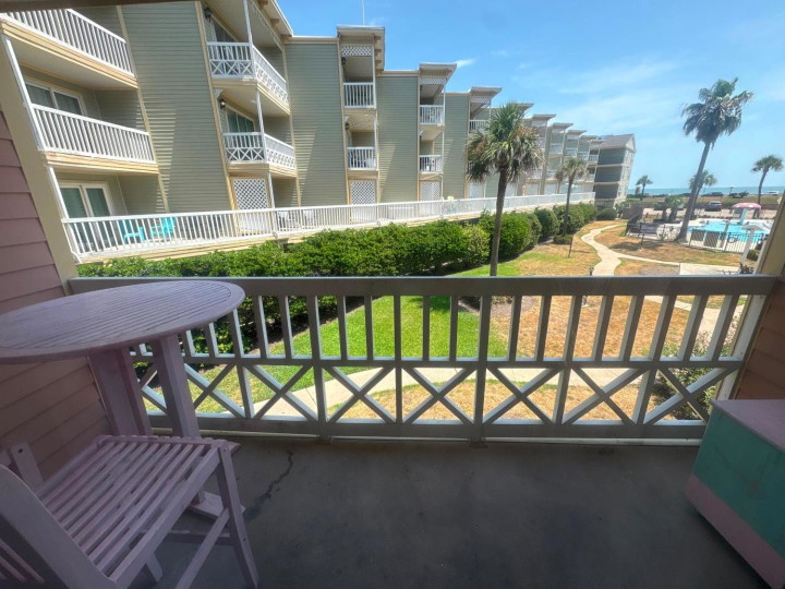 Ocean & Pool View - Hot Tubs - 2 Pools - Gym - Tennis - On Seawall - Cruise Parking Included Shoreline Stays 5108 - Galveston, TX