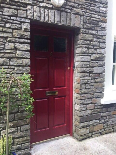 Modern Home In The Heart Of Rosscarbery Village - Clonakilty