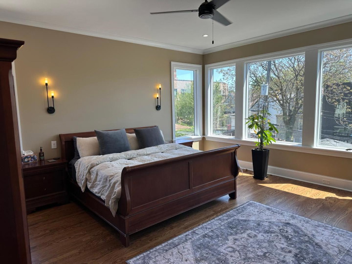 Lyons' Suite - Oak Park, IL