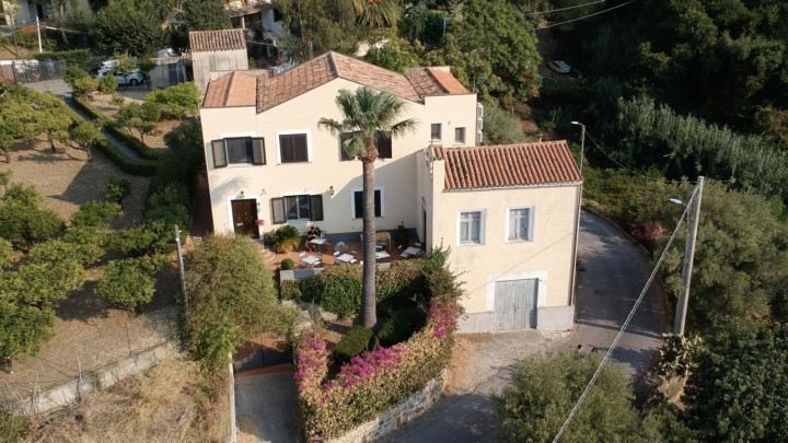 Bouganville B&b - Cefalù