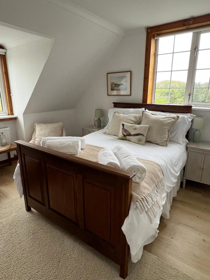 The Cornish House - Harris