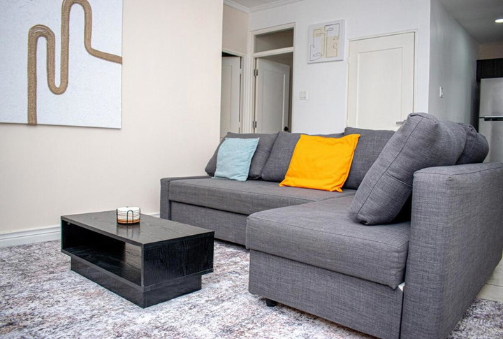 The Soul Of Kingston Chic 2br Condo With Pool And Gym - Kingston
