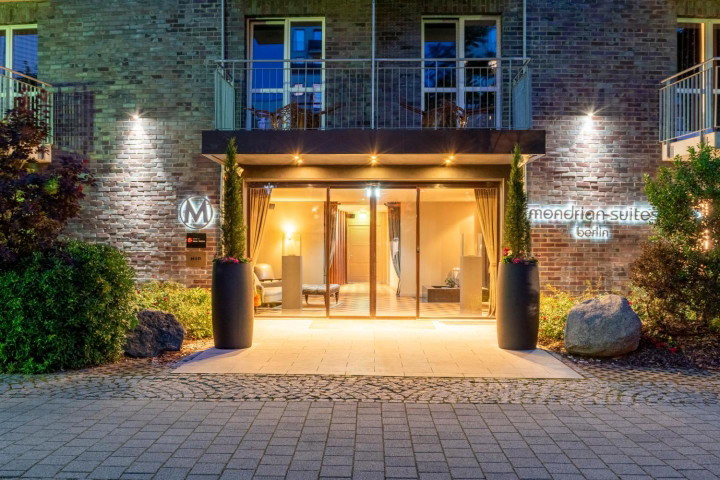 Mondrian Suites Berlin Am Checkpoint Charlie - Kreuzberg