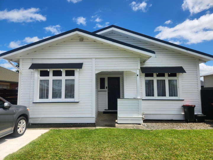Elegant 3 Bedroom Home, Walking Distance To The Arena - Palmerston North