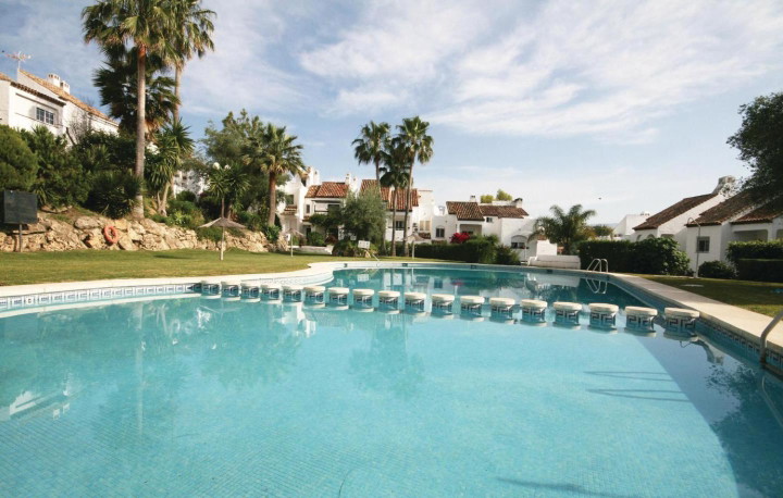 Meravigliosa Casa Con 3 Camere Da Letto - Benahavís