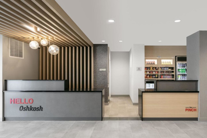 Towneplace Suites By Marriott Oshkosh - Oshkosh, WI