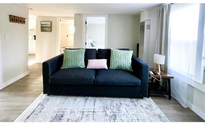 Charming & Bright Gem Prime Location Street Parking With Ac - Renton, WA