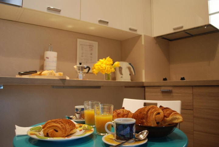 Sortie 44 - Newly Renovated 1 Bedroom, Center Of Old Antibes - Antibes