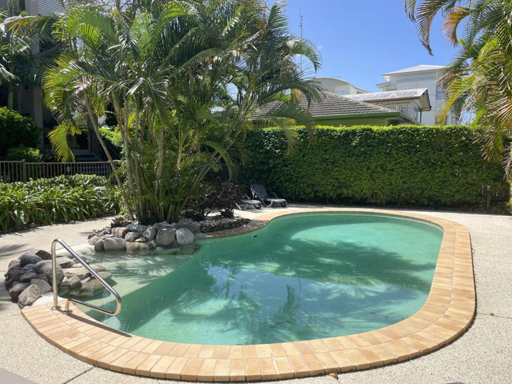 Cockleshell10 7 Tropical Apartment With Pool Area - Noosaville