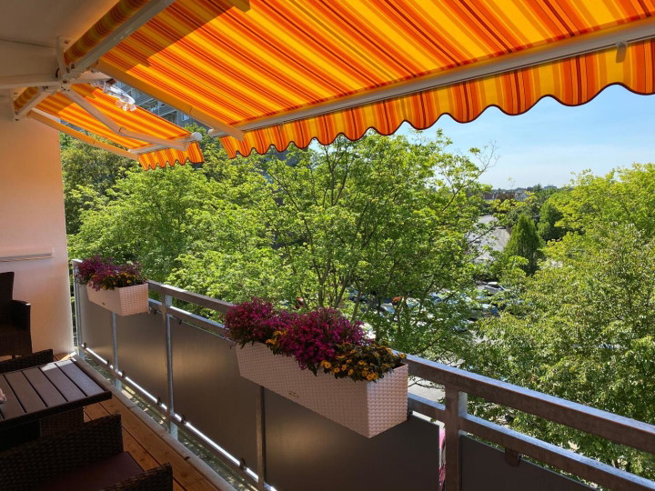 Apartment Neu Renoviert Mit Sonnenbalkon Und Netflix Im Zentrum - Bonn