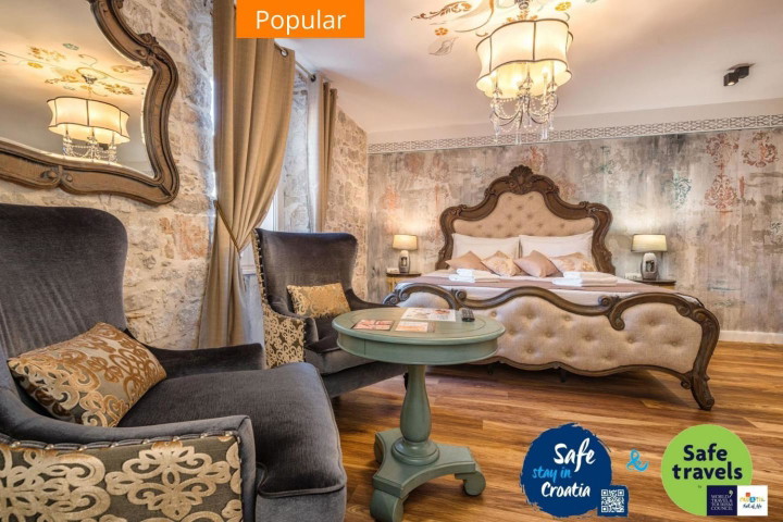 Plaza Marchi Old Town - Mag Quaint & Elegant Boutique Hotels - Split