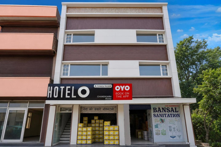 Hotel O By Oyo Chandigarh Road Formerly Royal Woods - 齊拉克普爾