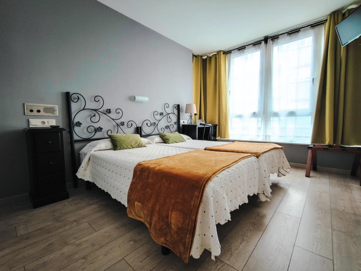 Nest El Camino - Saint-Jacques-de-Compostelle