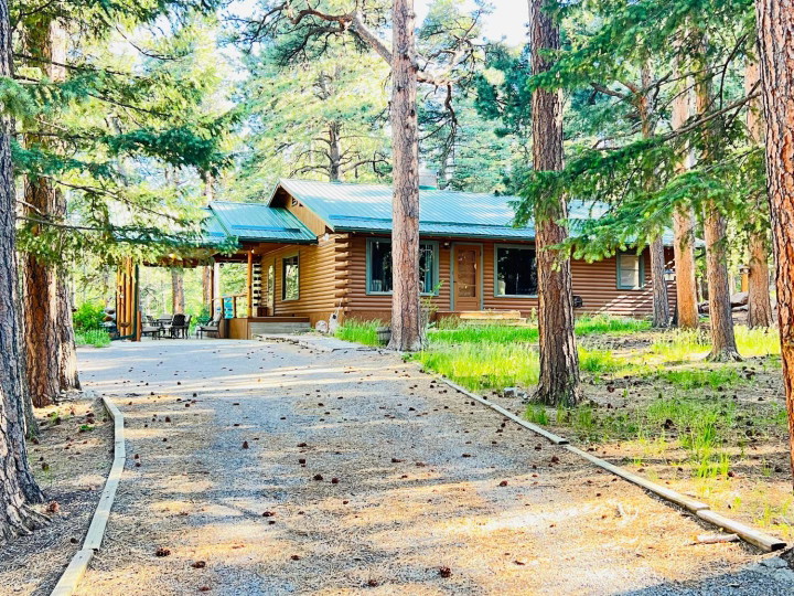 Cabin On The Creek With Fireplace, Game Room, And Firepit - États-Unis