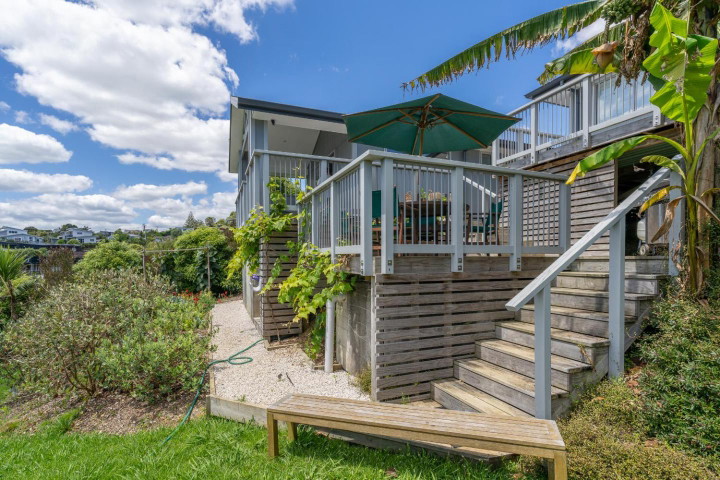Mango Manor - Family Holiday Options Abound - Raglan