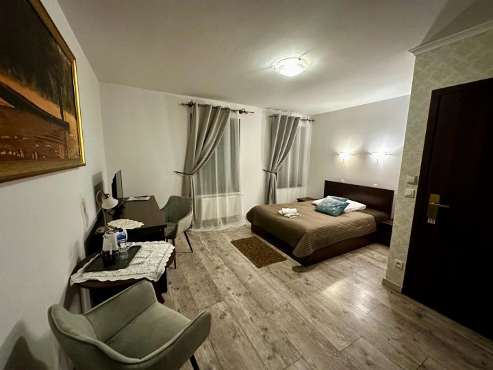 Dworek Złoty Róg Hotel I Restauracja - Krakow