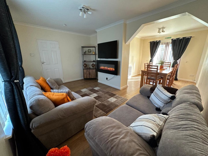 Stunning Cozy Three Bedroom House Near Ari - Aberdeen