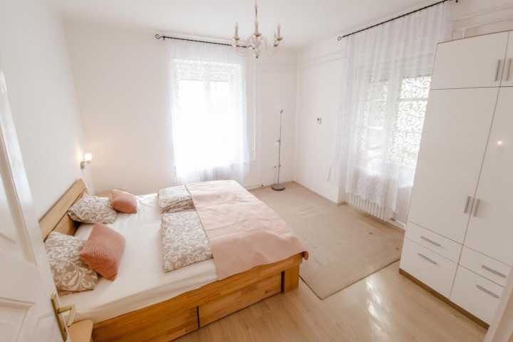 Király40 Apartman - 佩奇