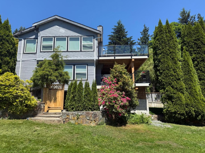North Van Mountain Retreat - Burnaby