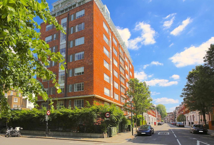 Roland House - Chelsea