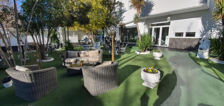 Hostal Escala Suites - Torrejón de Ardoz