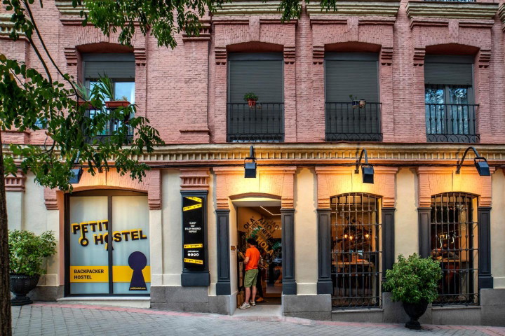 Petit Hostel La Latina - Leganés