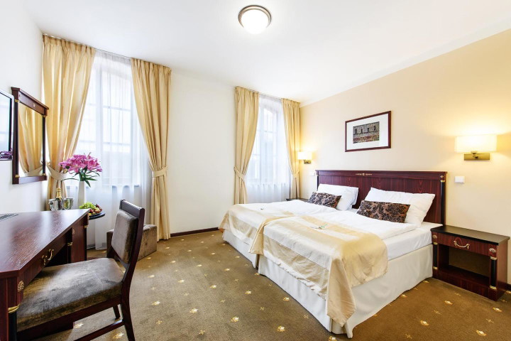 Hotel & Apartments U ČErného Orla - Kraj Vysočina