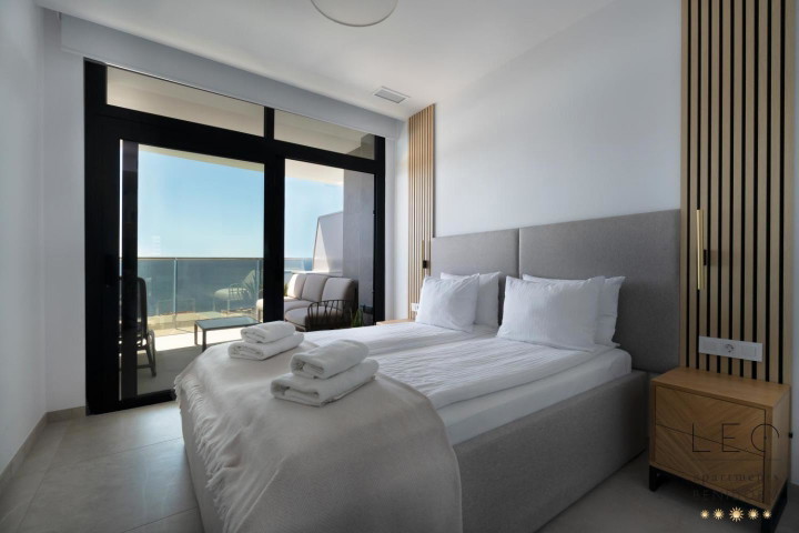 Sunset Cliffs Apartment By Leo Apartments Benidorm - Benidorm