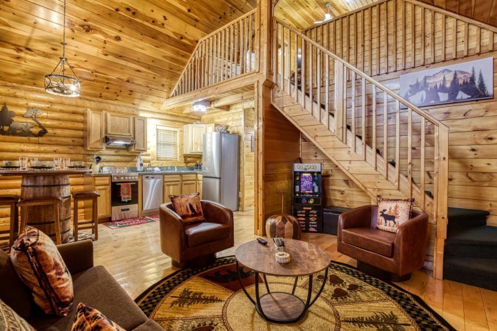 Majestic Bear Retreat - Pigeon Forge, TN