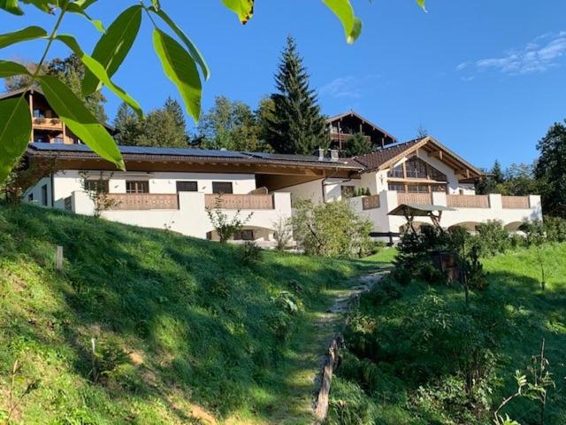 Alpenvilla Berchtesgaden Appartements - Bischofswiesen