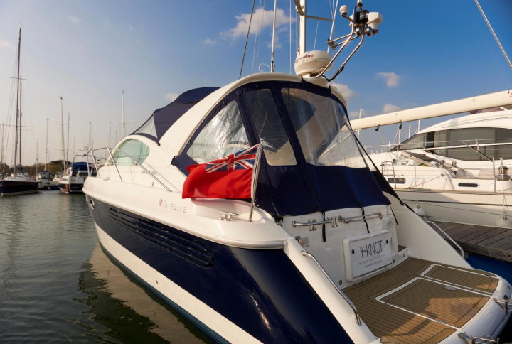 Y-knot-two Bedroom Luxury Motor Boat In Lymington - Brockenhurst