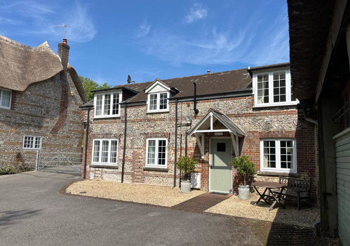 Stylish 1-bed Cottage Escape In Piddlehinton - 도싯