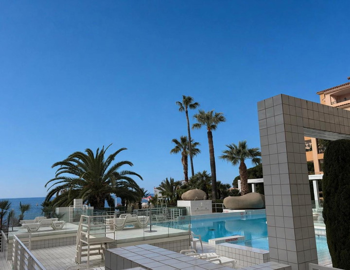 Monaco Fontvieille Elegant Apt - Luxury Terrace & Pool - Garden View - Mônaco