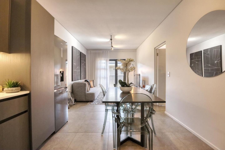 Modern Luxury 1br In Hyde Park - Sandton