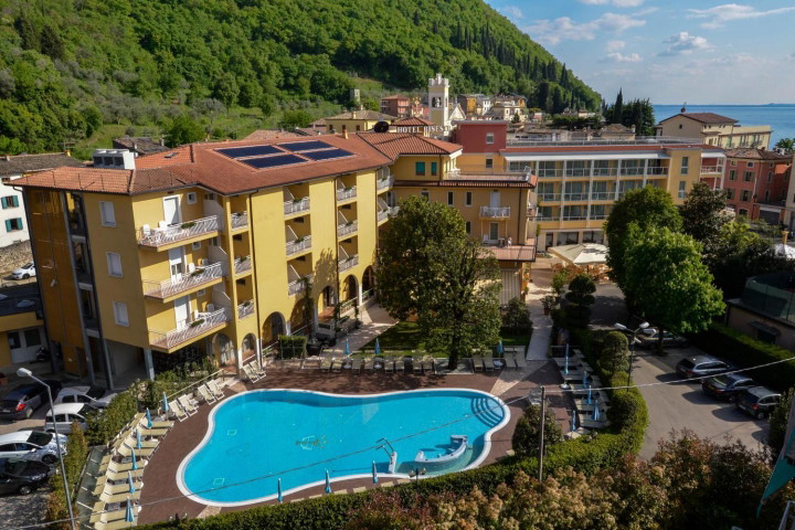 Hotel Bisesti ***S - Bardolino