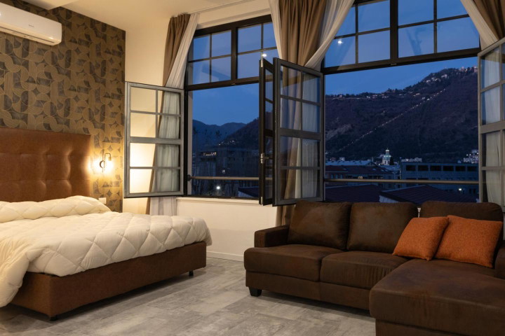 Living Lake Como - Apartments & Parking - Cernobbio