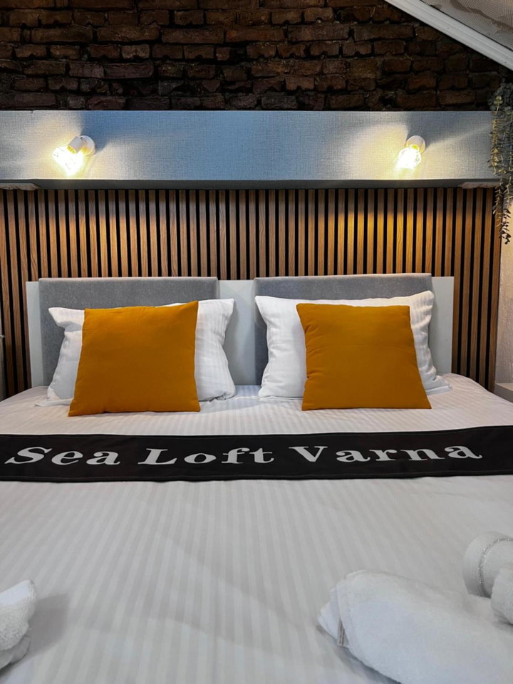 Sea Loft Varna - 3-level House, Old Town, Beach - Varna