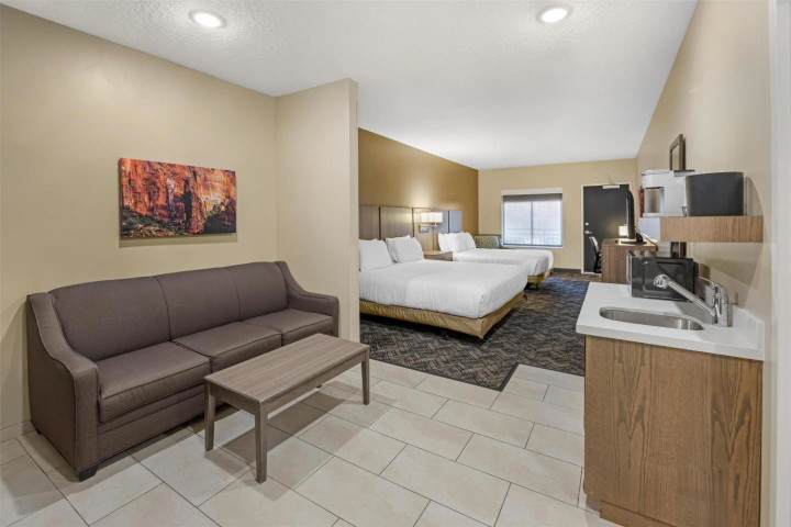 Best Western Plus Zion Canyon Inn & Suites - Zion National Park, UT