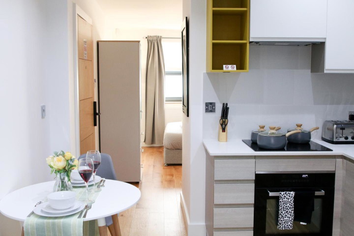 Deluxe And Modern Studio Apartment In Sydenham - London