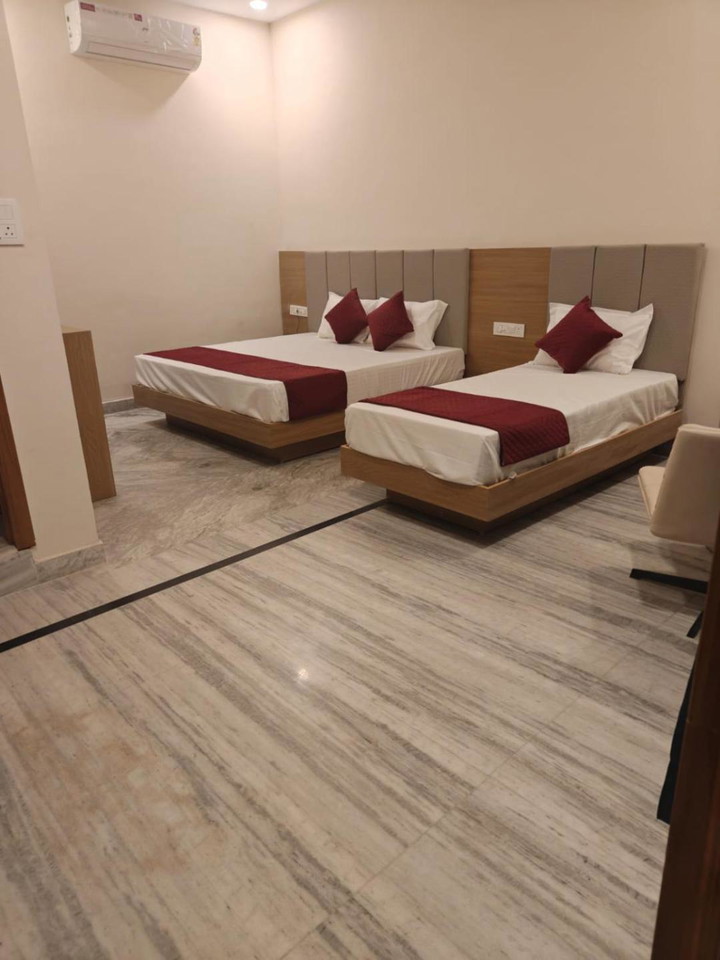 Blue Breeze - Haridwar