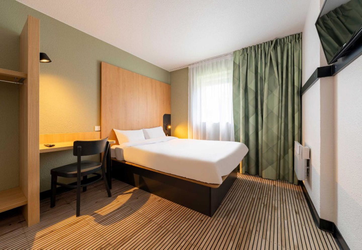 B&b Hotel Calais Centre St Pierre - Coquelles