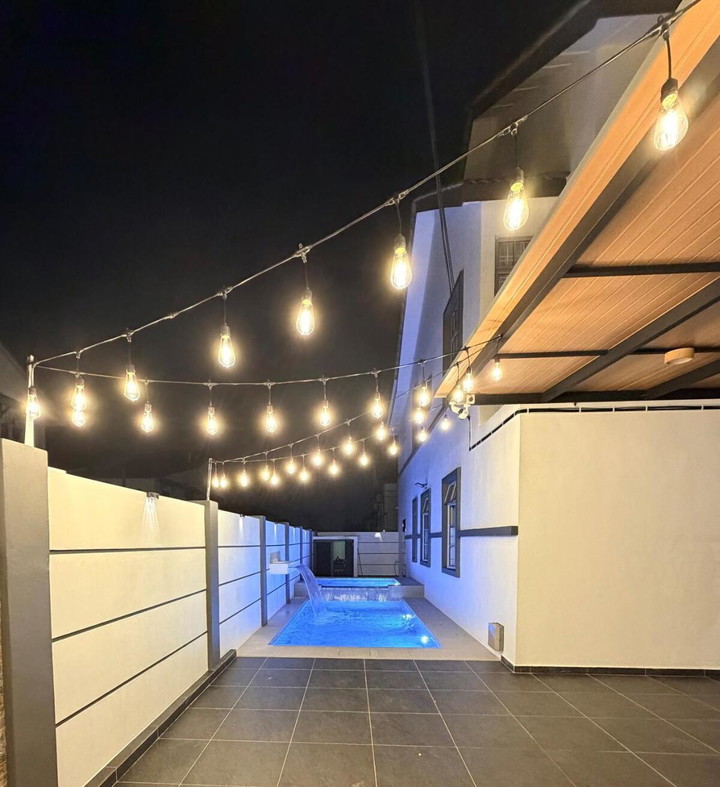 Cosy 4r3b Private Pool Bukit Indah Tuas Aeon And Legoland - Johor Bahru