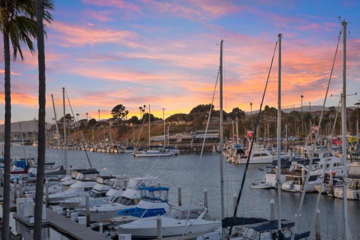 Serene Harborfront Condo | Unbeatable Views & Coastal Charm - Oceanside, Californie