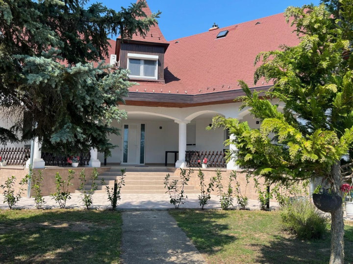 Pitypang Apartmanház - Balatonszemes