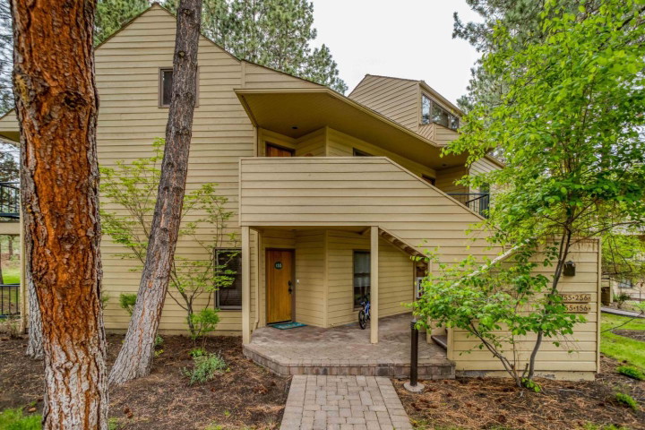 Ski House 155 - Meredith Lodging - Bend, OR