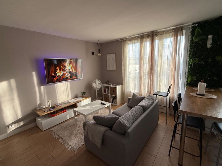 Le Duplex Panorama -Vue Montagne -2 Chambres -Parking Gratuit - Clim Mobile - Échirolles